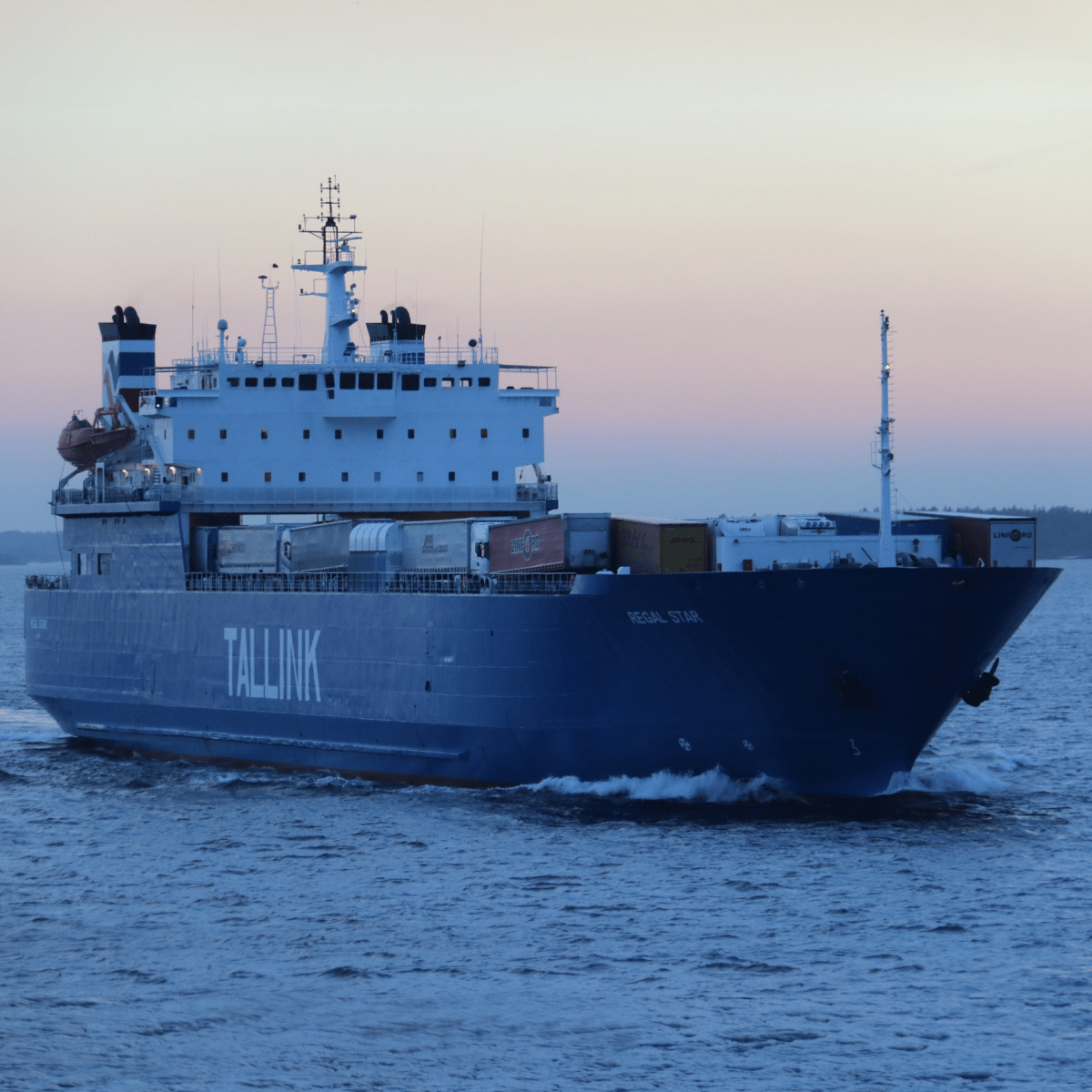 m/s Regal Star - Valkeat Laivat